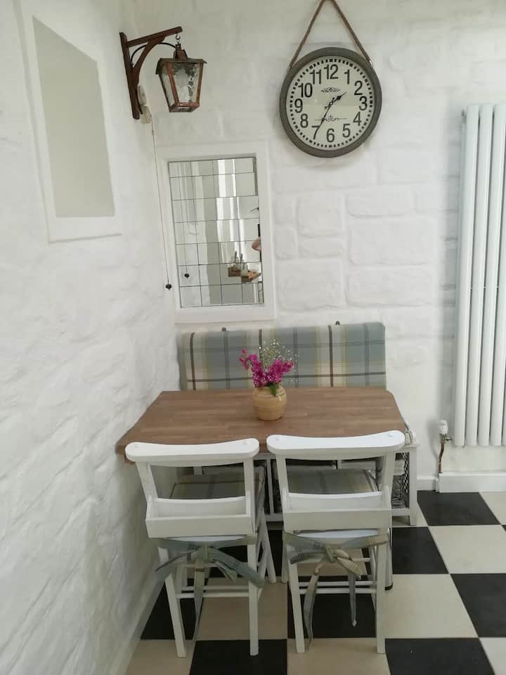 Seaside Cottage Close To Beach In Dorset - Charmouth