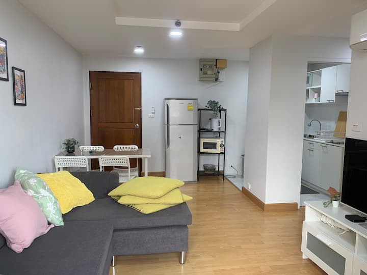 2 Bedrooms / Fast Wi-fi / Monthly Cheap - Khlong San