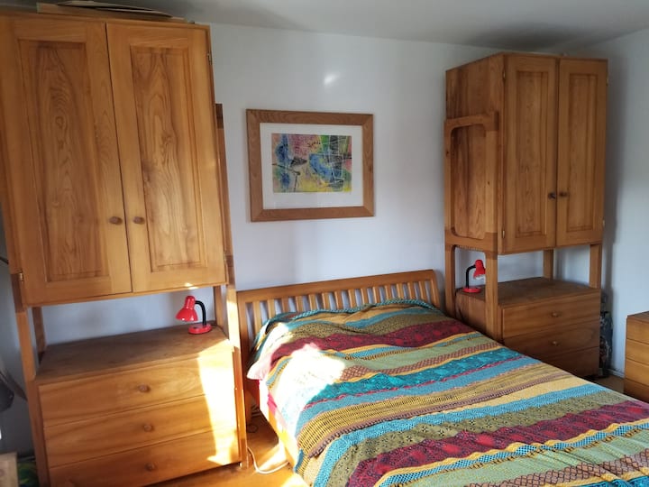 Zimmer In Idyllischer Lage Mit Seeblick - Starnberg