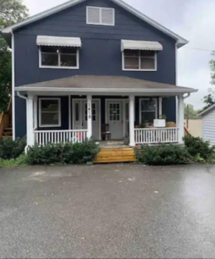 Private Room In B&b In Historic North Knox (1/2) - Knoxville, TN