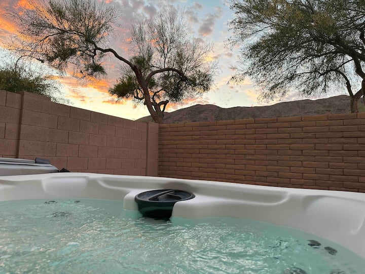 Ahwatukee Foothills Sunset Retreat - Sonoran Desert National Monument