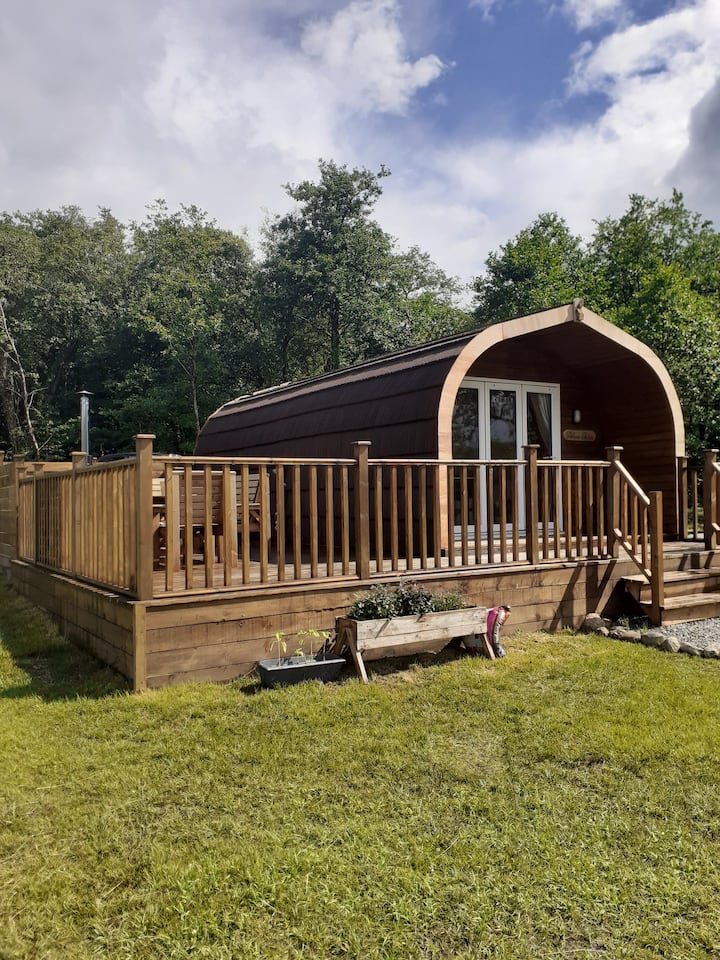 Afon Giedd& wood fired hot tub@ Cwmtawe Uchaf Farm - Farm stays for ...