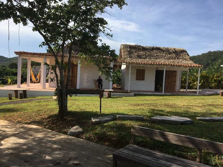 ¡Reserva La Finca Completa! 100% Energía Solar - Vinales