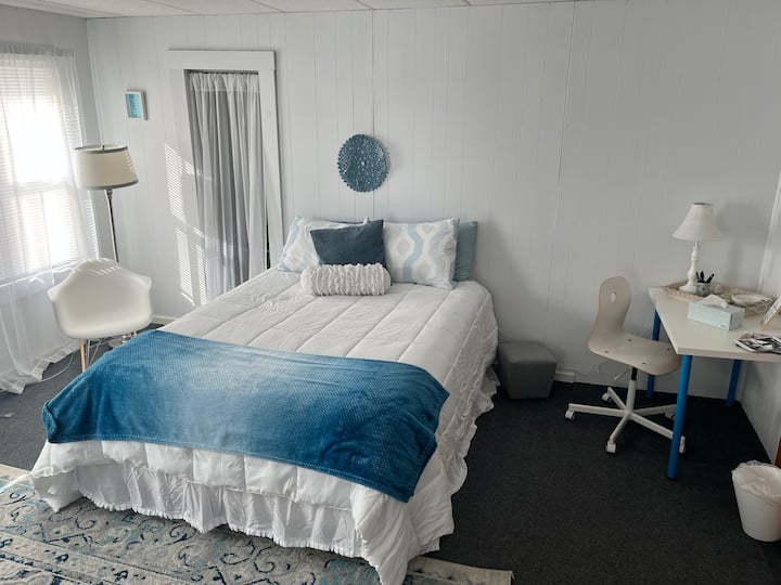 Outlet Mall Across The Street. Close To The Beach - ミシガン・シティ, IN