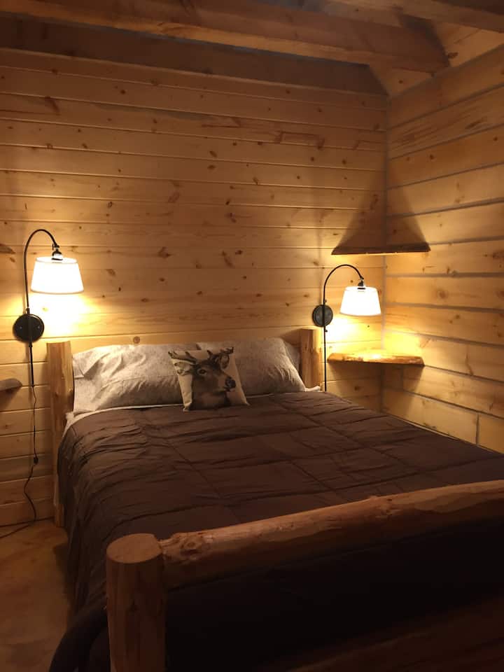 The City Cabin - Madison, WI