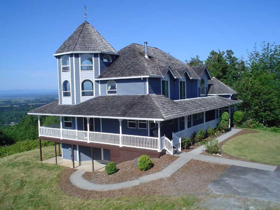 Forest Park Getaway. Amazing Views! - Houses for Rent in Portland ...