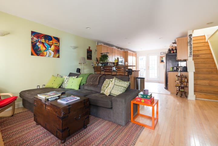 Italian Mkt, South St. Passyunk Ave-walk Anywhere! - Camden, NJ