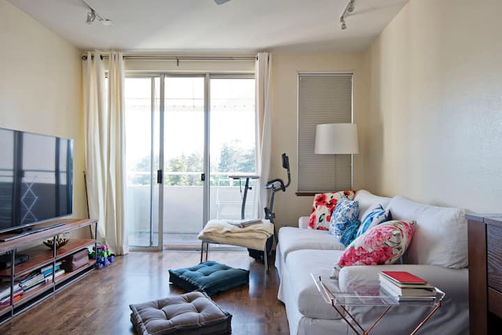 Cozy Downtown Palo Alto Apartment - Palo Alto, CA
