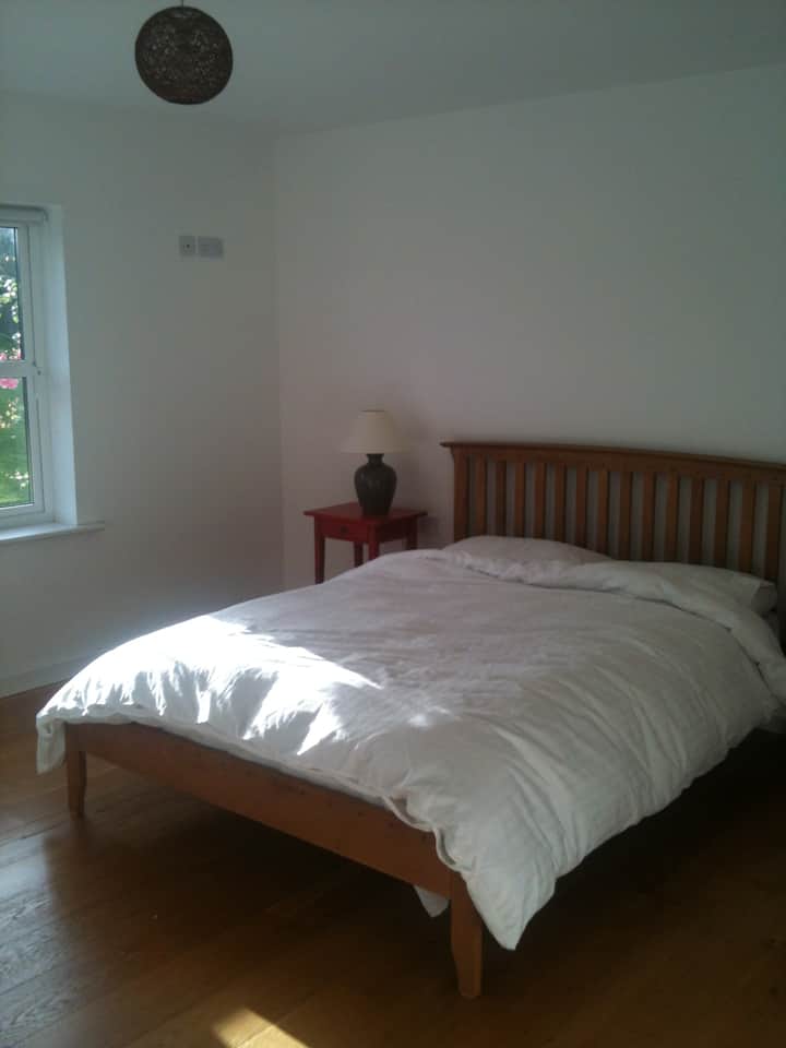 Double Room Ensuite, Carrickmacross, Co Monaghan - Carrickmacross