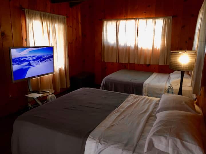 Panland: A California Ranch - The Guest Room - Chula Vista, CA