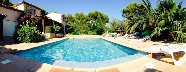 Chambre Annexe Autonome S.bain Privée,joli Cadre - Le Castellet