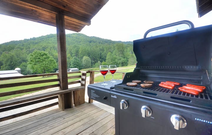 Large Family Log Cabin In The Smoky Mountains - Bryson City, NC