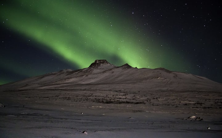 Seeking For Unique Experience. - Islande
