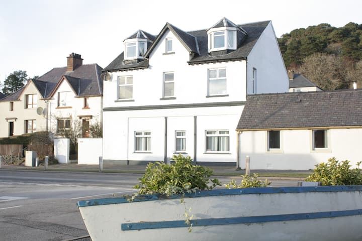 A Beautiful Period Conversion With Stunning Views - Fort William