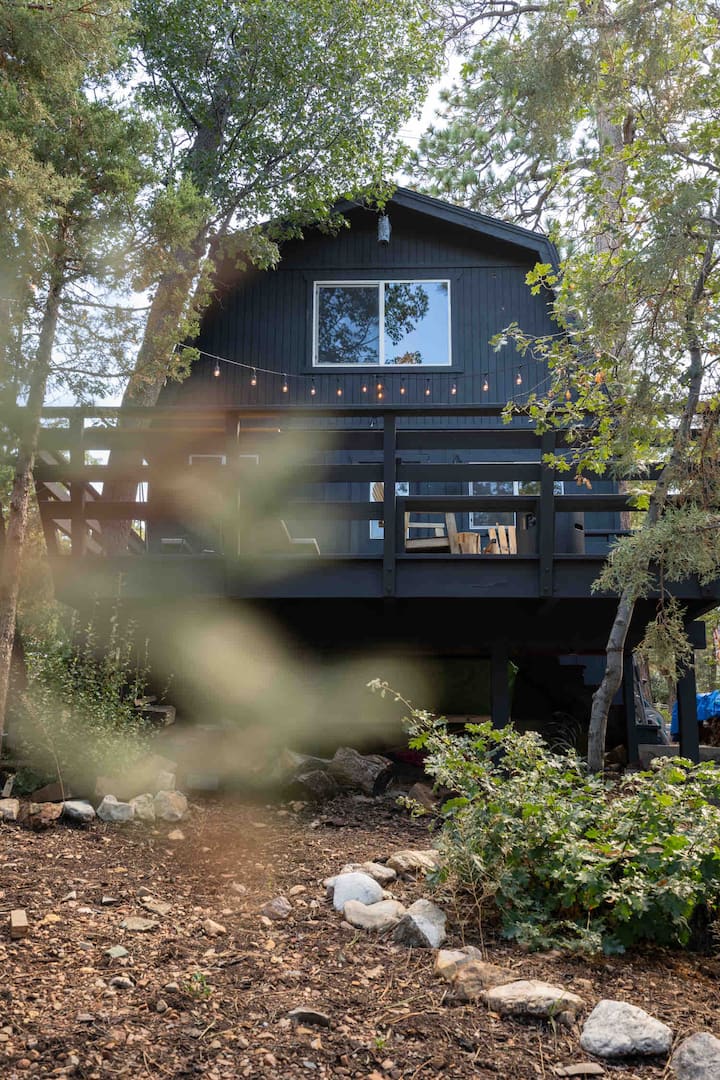 Cozy Mountain Getaway: Large Patio | Hiking |Lake - Big Bear, CA