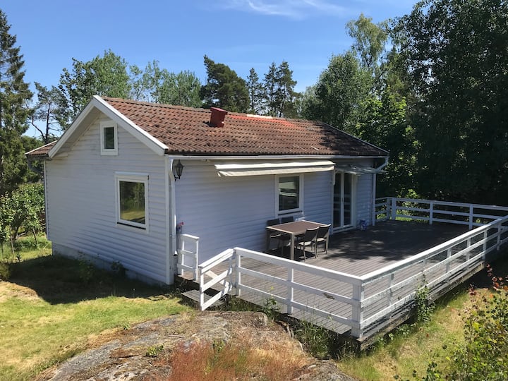 10 - Sommarstuga Mitt I Naturen - Tyresö