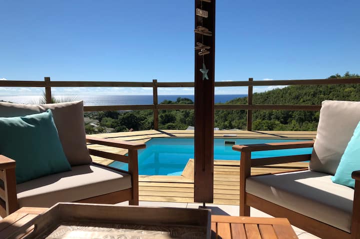 Villa 4 Chambres Avec Superbe Vue Mer - Martinique