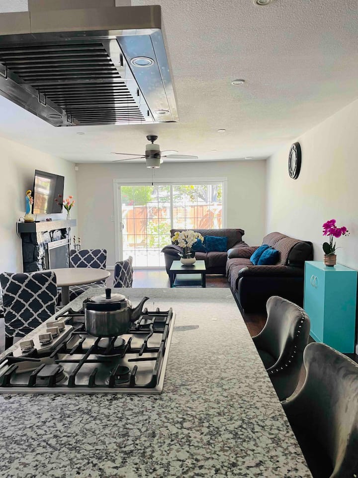 Peacefully House In San Jose - San Jose, CA