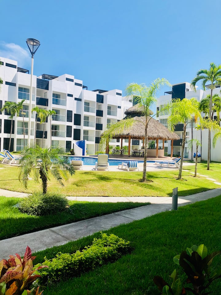 Departamento Con Alberca Zona Residencial - Manzanillo