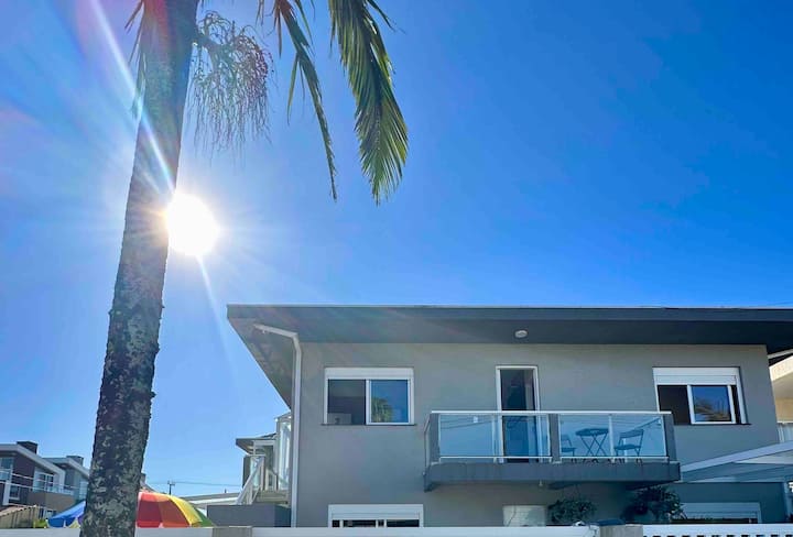 Excelente Apartamento Guaratuba Quadra Mar/ 50m. - Guaratuba