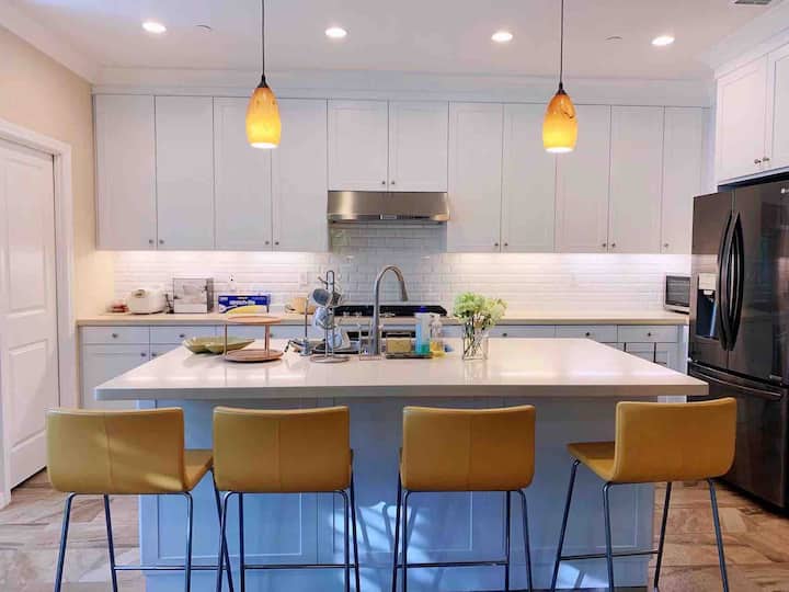 #Irvine# Cozy House Close To Disneyland/beach - Irvine, CA