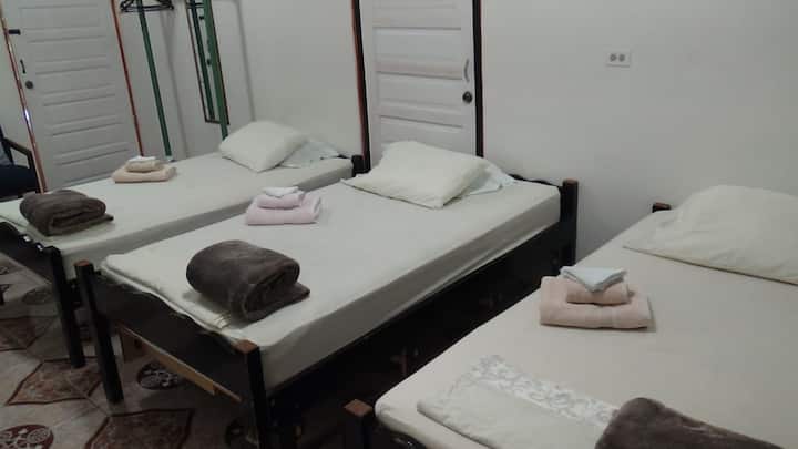 Triple Room For Group Travel - Belmopan
