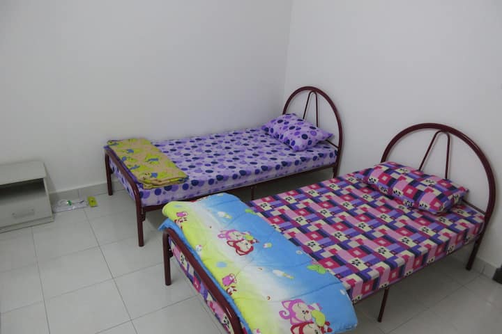 2 Single Bed @ Simple Life - Bagan Lalang