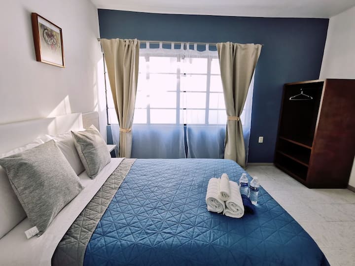 Edificio Hasta Para 20 Personas. Centro Histórico! - 薩卡特卡斯