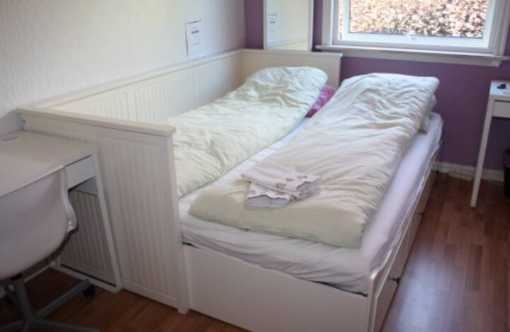 Trenger Du En Seng å Overnatte I? - Kristiansand