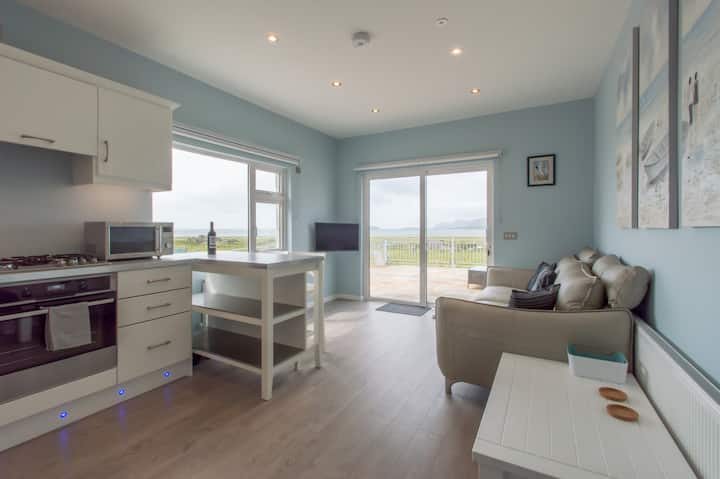 The Wild Atlantic Lodge - Achill Island