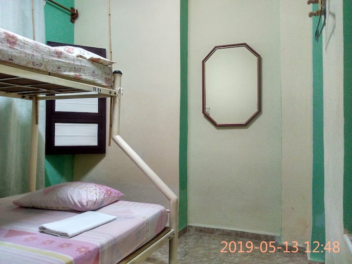 Hostel Mango Habana Vieja - Cuba