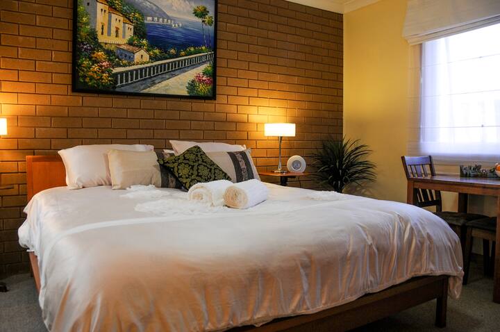 Creekside B & B - Euroa
