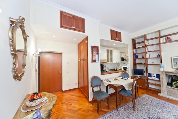 lovely flat in the heart of Rome - Condominiums for Rent in Rome, Lazio ...