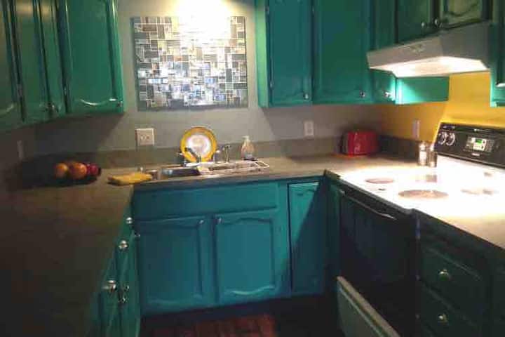 Daylight Basement Apartment Centrally Located - Layton, UT