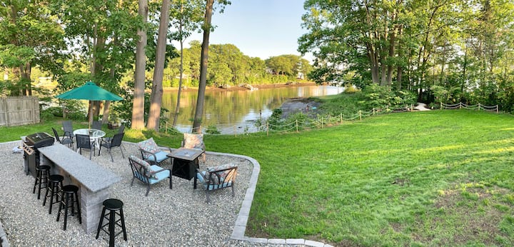Renovated Waterfront Home Near Portsmouth & York - Greenland, NH