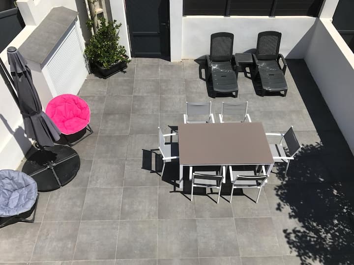 Appartement Moderne T3  En Rez De Villa - La Mole