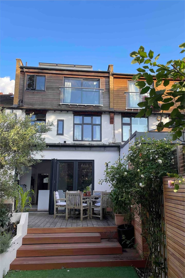 Calm, Zen 4 Bed Family Home In Leafy Ealing - Harrow