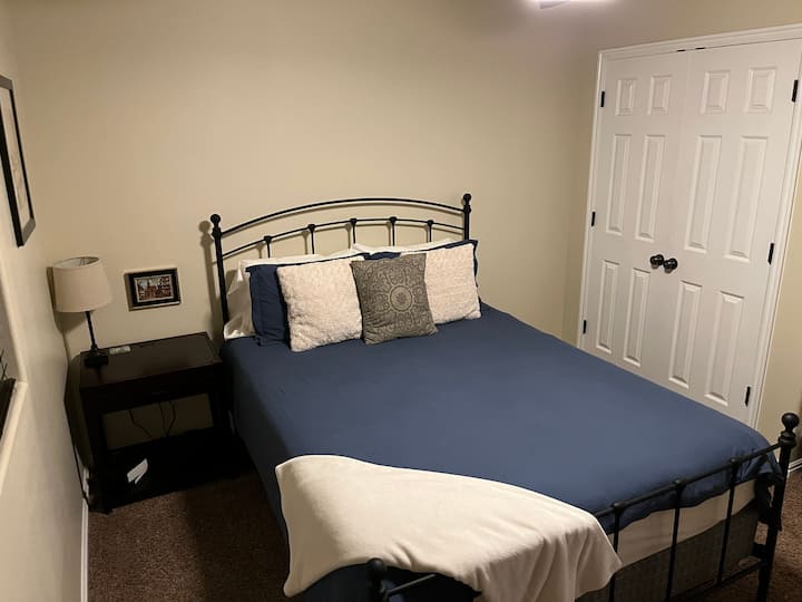 Beehive - Room2 - Utah
