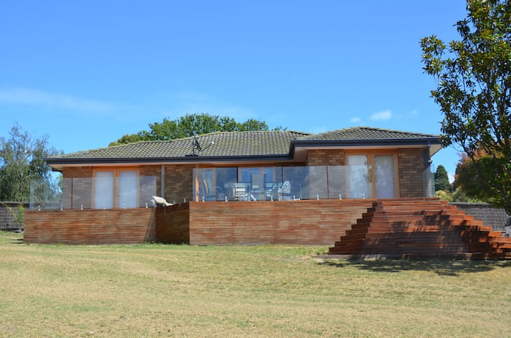 The Park On Acre Of Land - Frankston