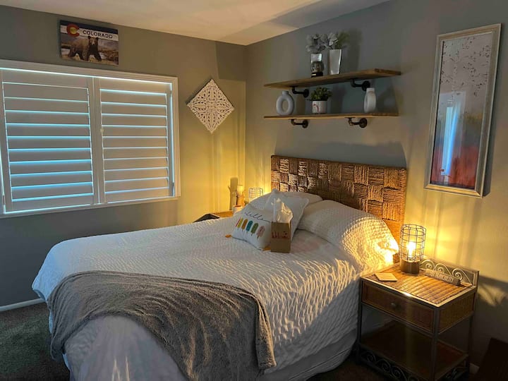 Fab Suite-prime Location In Lakewood. Pvt Entrance - Golden, CO