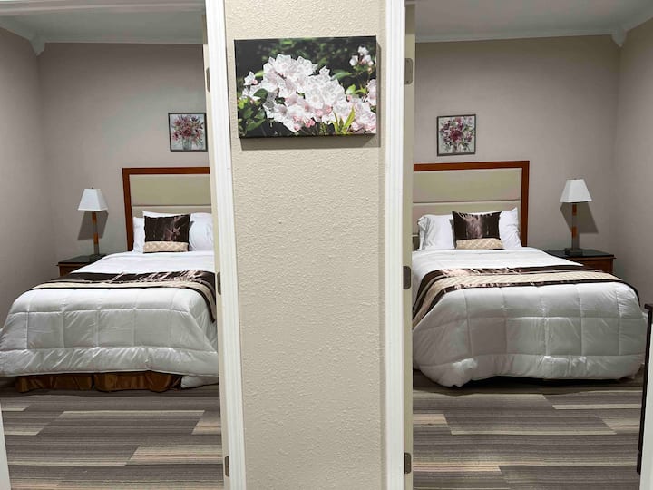 Hotel Pinehurst- Laurel Suite 209 - Laurel, MS