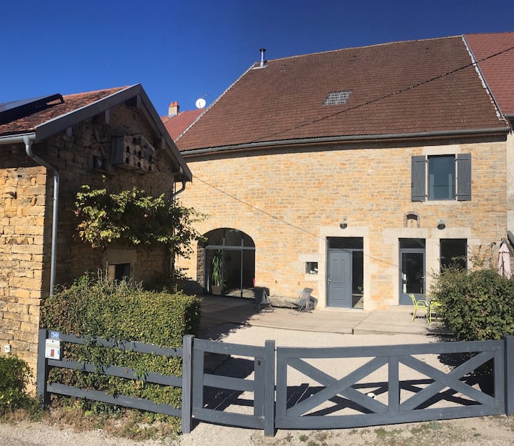 Maison Vigneronne Atypique - Château-Chalon