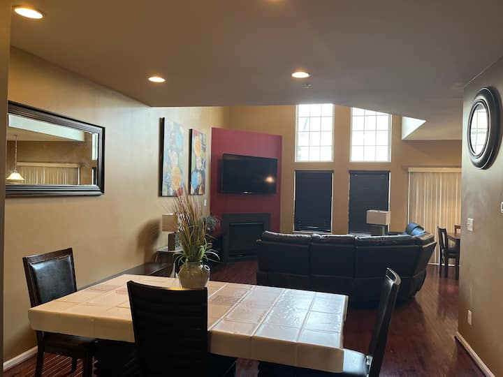 Cheerful 4 Bedrm Villa With Deck, Grill, Fireplace - Havre de Grace, MD
