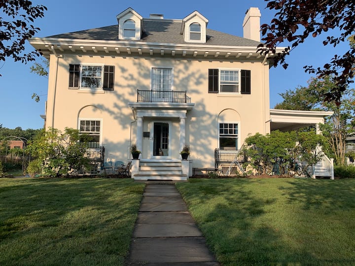 13-room Colonial Montclair Nj House, 30 Min To Nyc - New York City