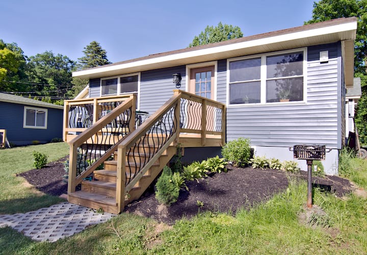 Backyard  Cottage- Cottage #5 - Lake George, NY