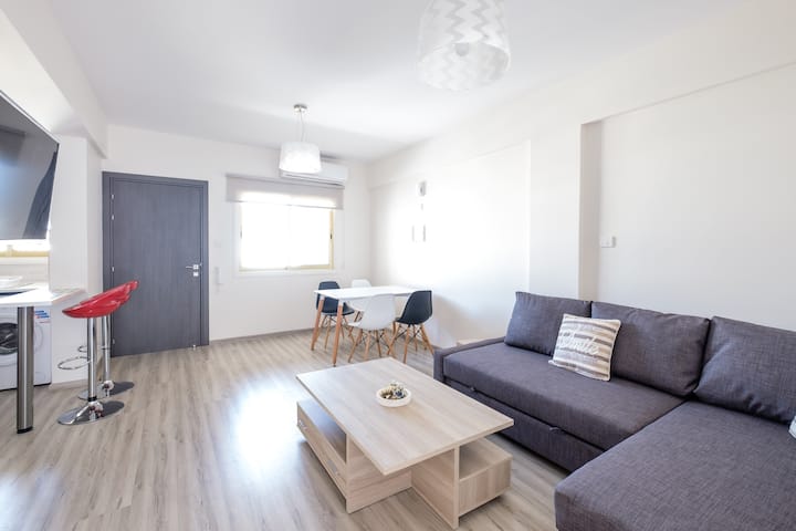 City Centro Collection | Gem 52 | Finikoudes Beach - Larnaka