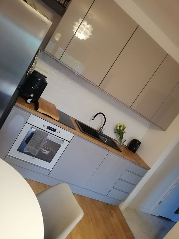 Blisko Lotnisko 10 Min Centrum Nowe Osiedle, Ogród - Warsaw