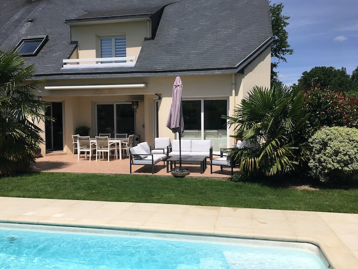 Proche Rennes, Maison Avec Piscine Chauffée - Saint-Thurial