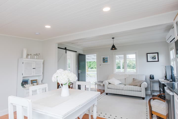 Albert Cottage - Napier