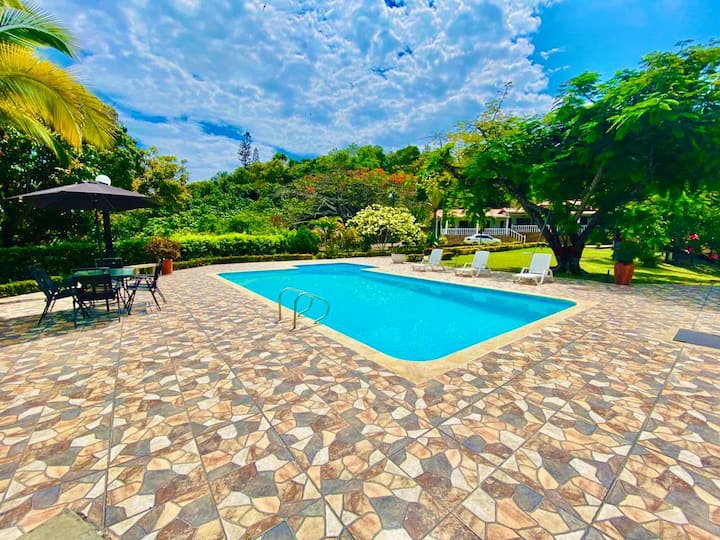 Anapoima Villa Para 27 Personas - Anapoima
